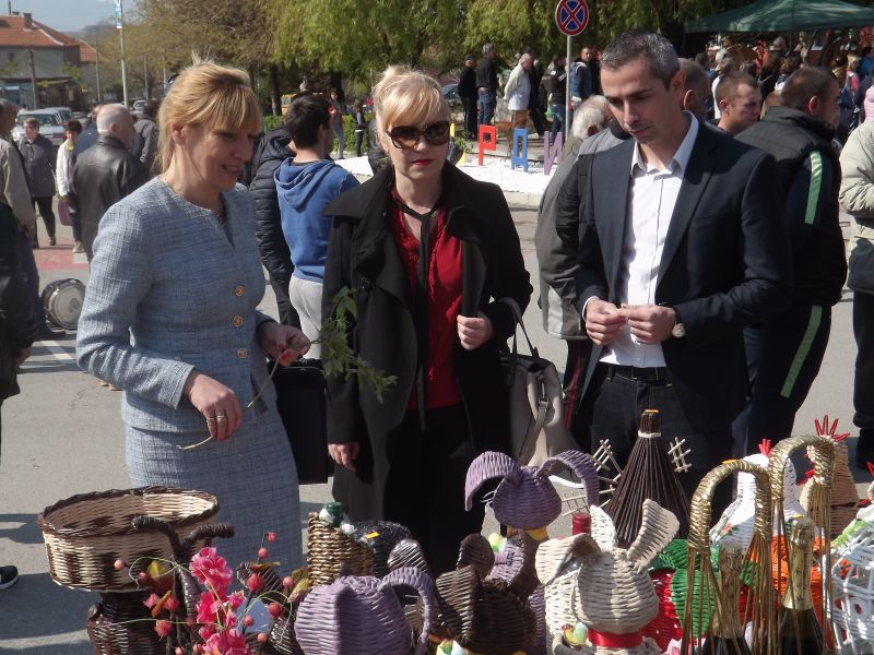 ПП ГЕРБ Сливен Xx фолклорен събор „Пролетни игри и обичаи Цветница” се проведе днес в Твърдица