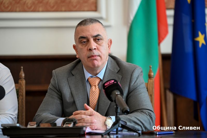 Общинска организация на инвалидите Сливен Кметът Стефан Радев