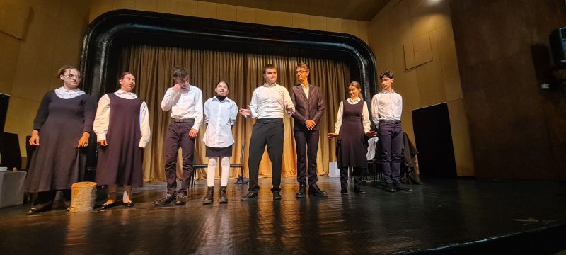 Общинска организация на инвалидите Сливен Театрално студио „Хвърчащи хора“ представи пиесата